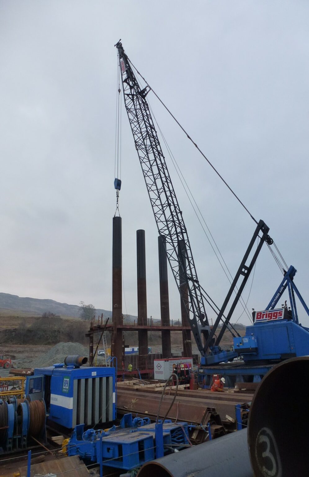 Crane Suspended Piling Equipment - SPI Piling | A E Yates