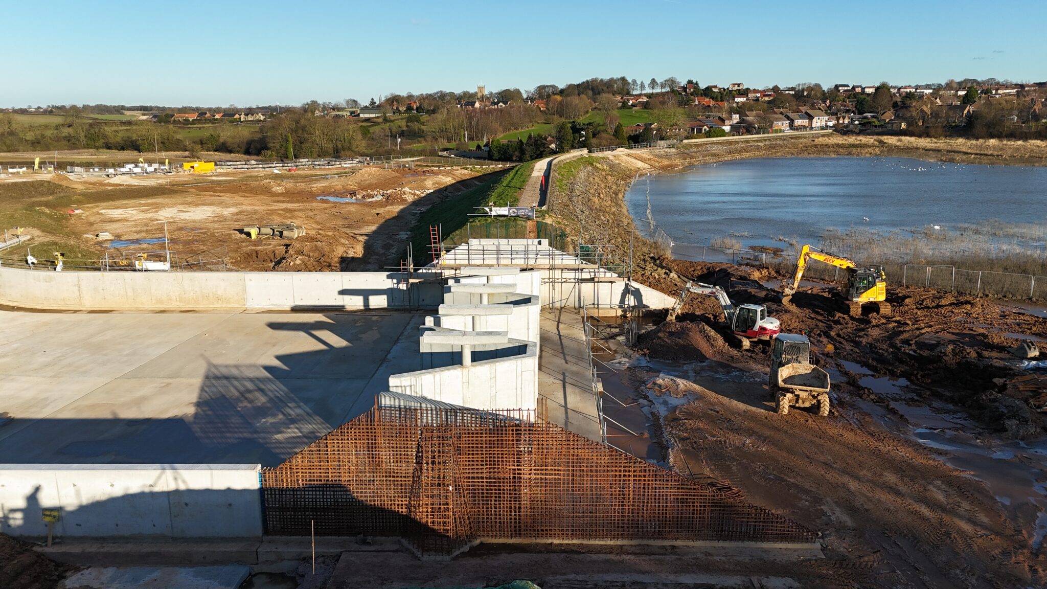 Reservoirs/Canals/Rivers - A E Yates Limited Civil Engineering | A E Yates